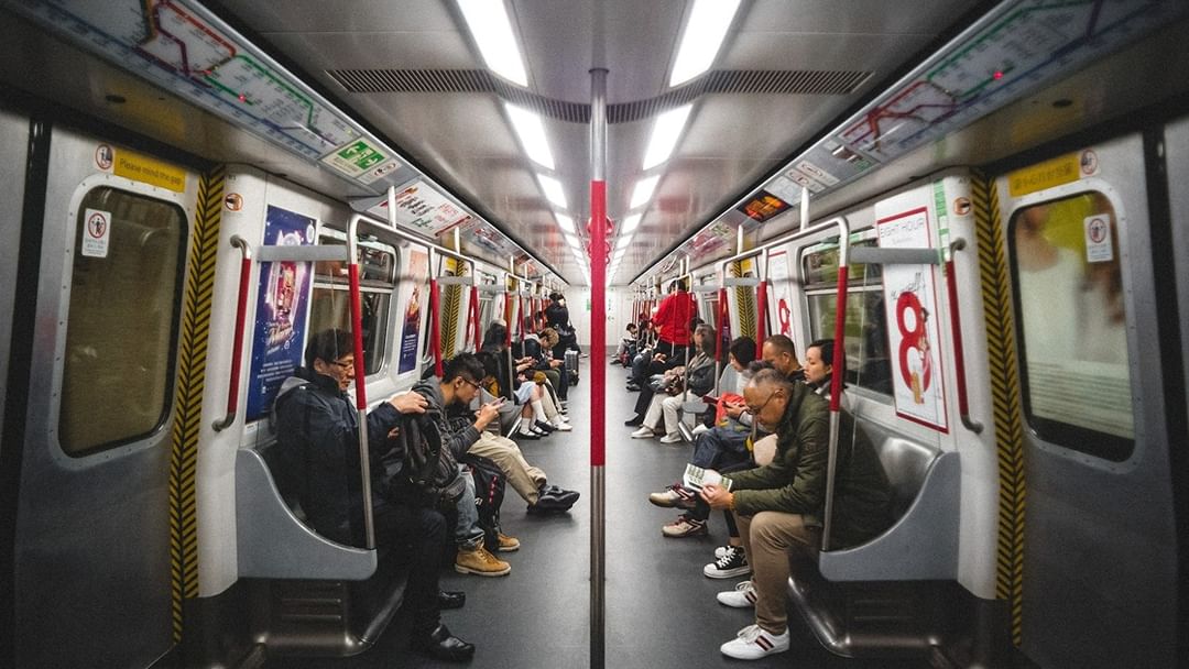 13 Mind-Blowing Benefits of Public Transportation | Amber