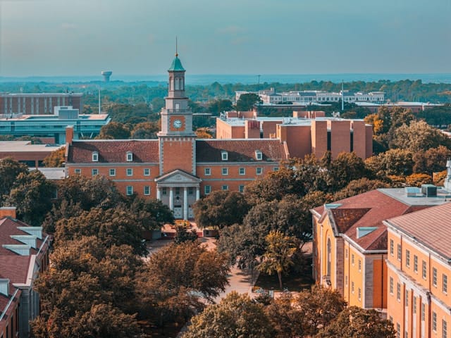 Lubbock Christian University: Your Complete Guide To Admissions, Fees ...
